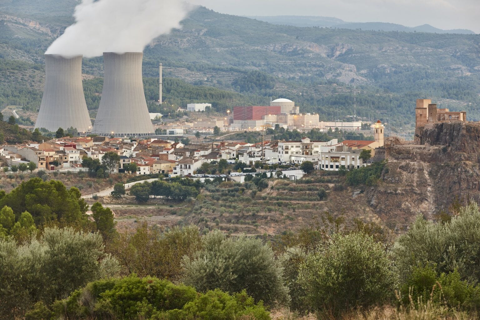CENTRALES NUCLEARES EN ESPAÑA - Cumbre Pueblos