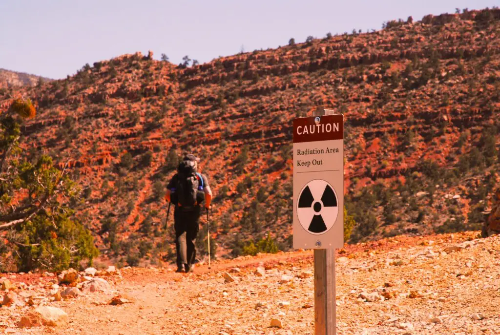 RADIACTIVIDAD » Qué es, Descubrimiento, Tipos de partículas - Cumbre ...